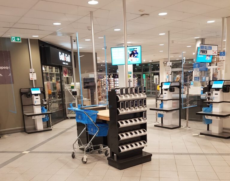 Vanaf nu zelfscan-kassa's bij de Albert Heijn in Leek | InfoLeek