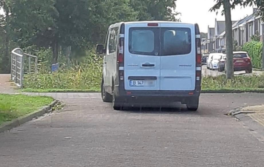 Waarschuwing voor mensen in wit busje met buitenlands kenteken die ...