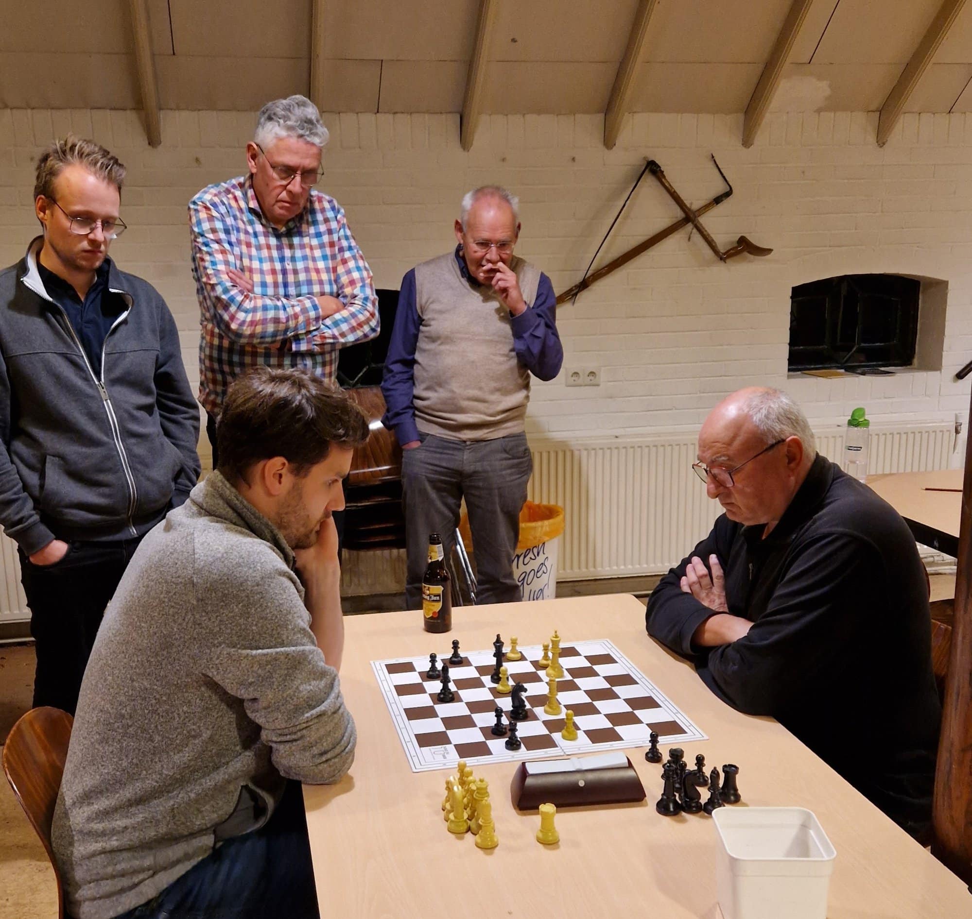Eerste Rapid avond bij de Schaakclub Leek met duidelijke winnaar | InfoLeek