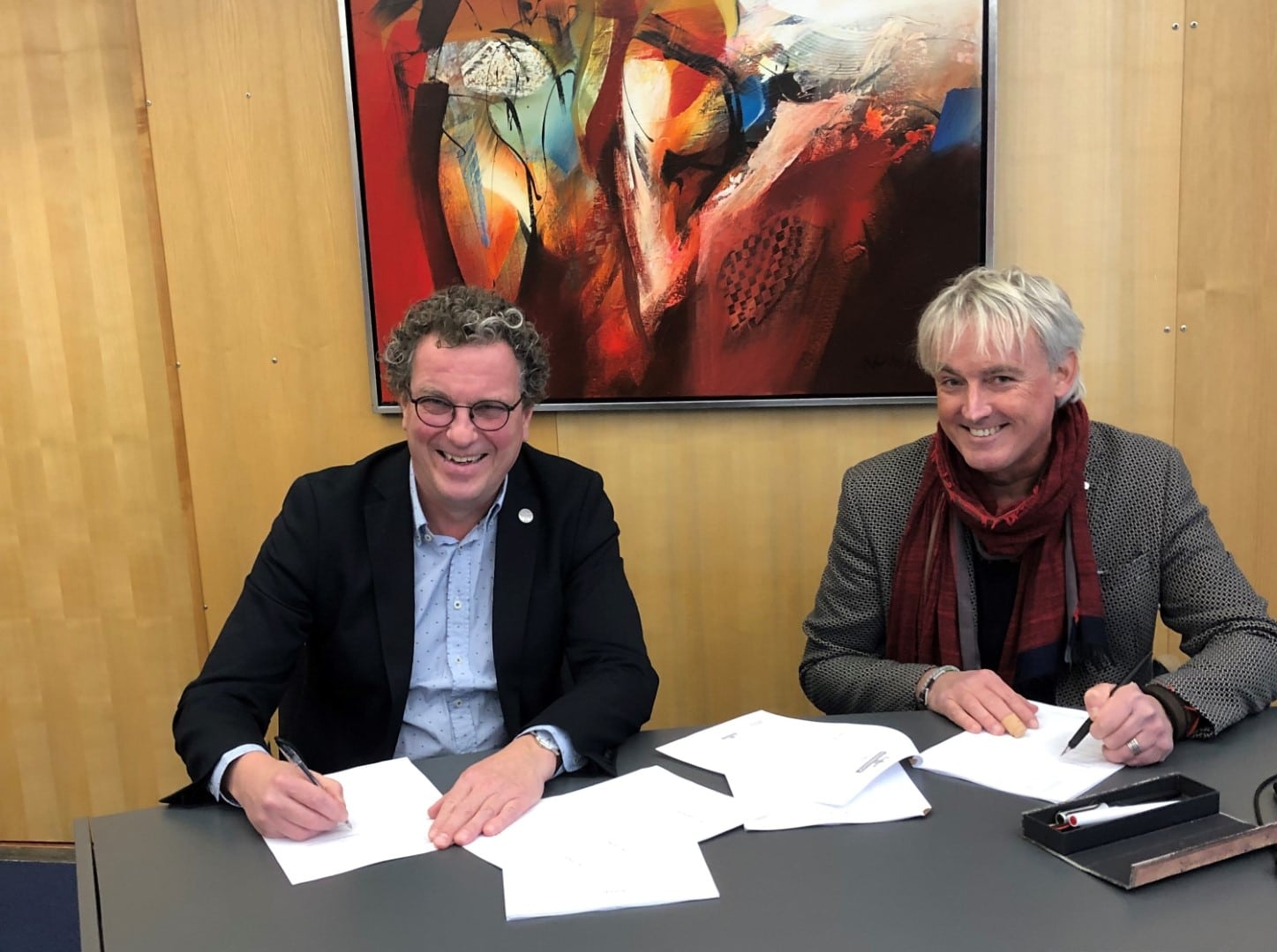 Overeenkomst ontwikkeling Knarrenhof in Marum ondertekend - Oozo.nl