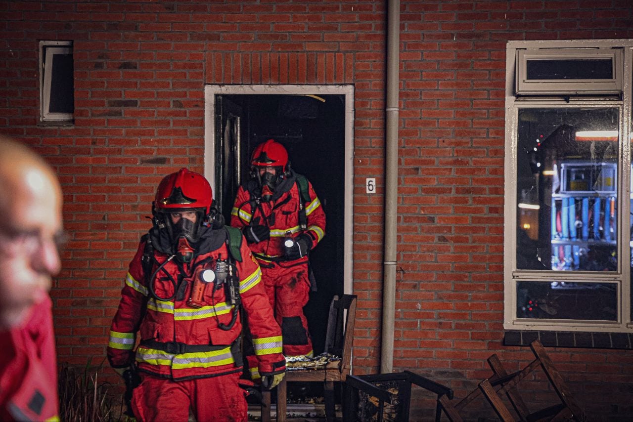 Brandweer redt kat uit woning bij brand in Grootegast - Oozo.nl