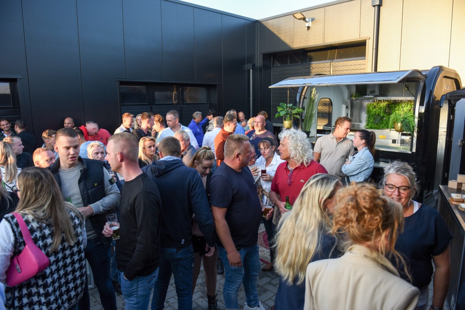 Feestelijke opening 1energielabel in Leek met onder andere Jannes en Marco Schuitmaker | InfoLeek