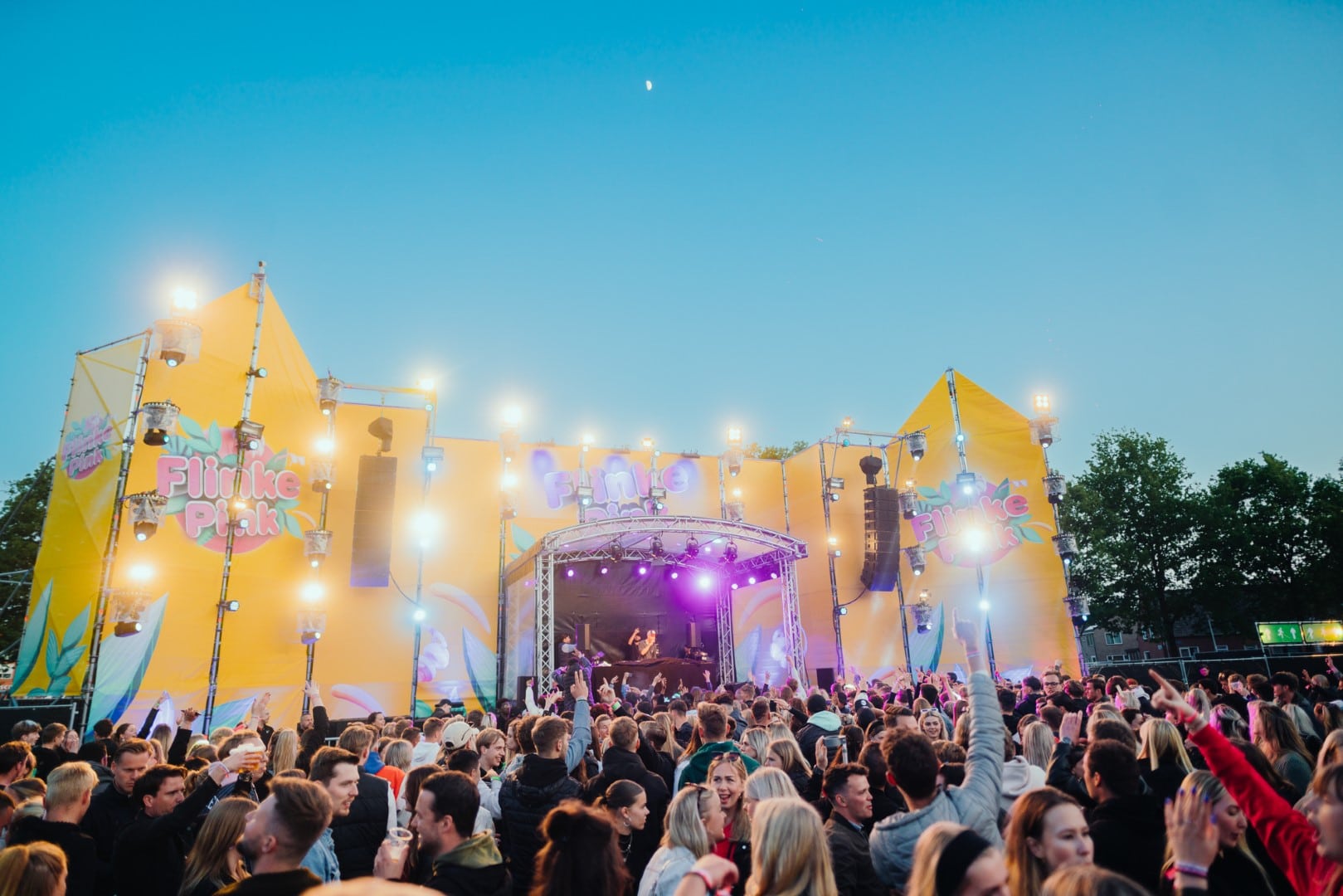 Vandaag Valentijnsdag ticketactie voor Flinke Pink Festival | InfoLeek