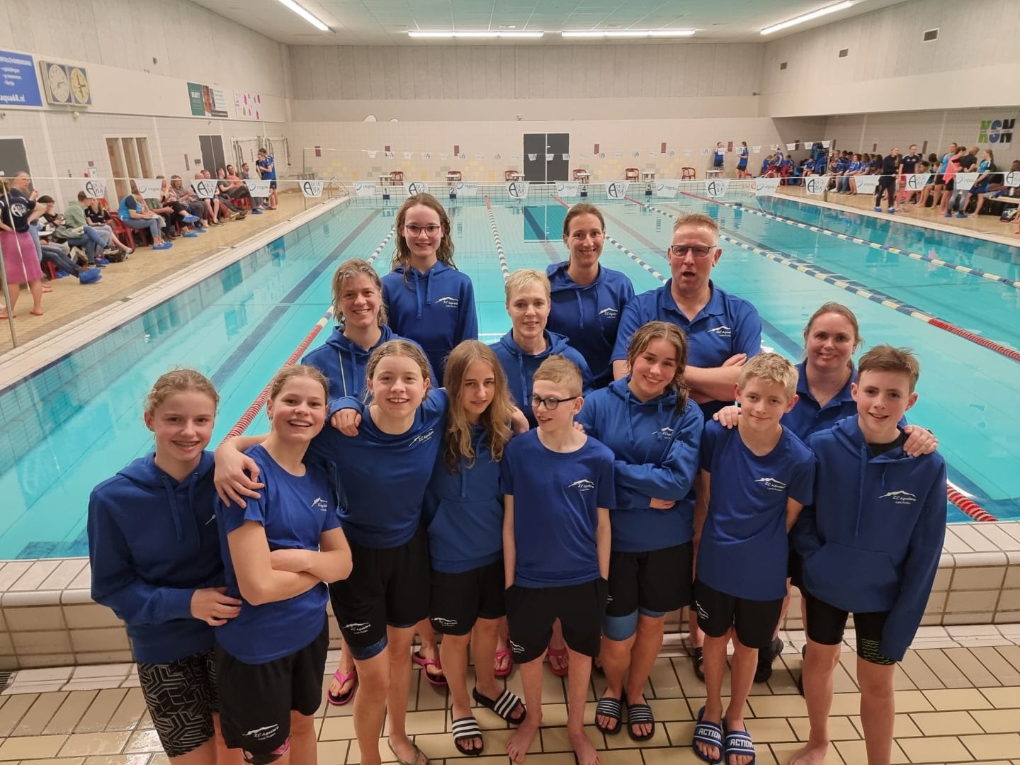 PR-festijn voor Zwemclub Aqualero tijdens laatste verenigingscompetitie ...