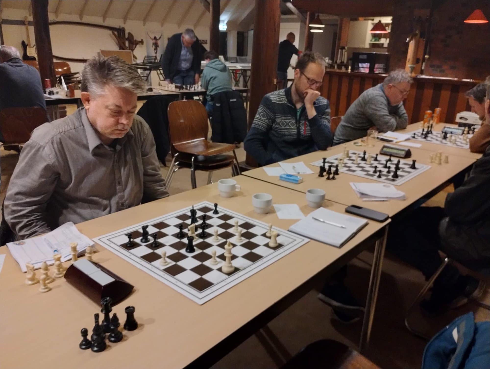 Schaakclub Leek verslaat HSP/Veendam met ruime cijfers | InfoLeek