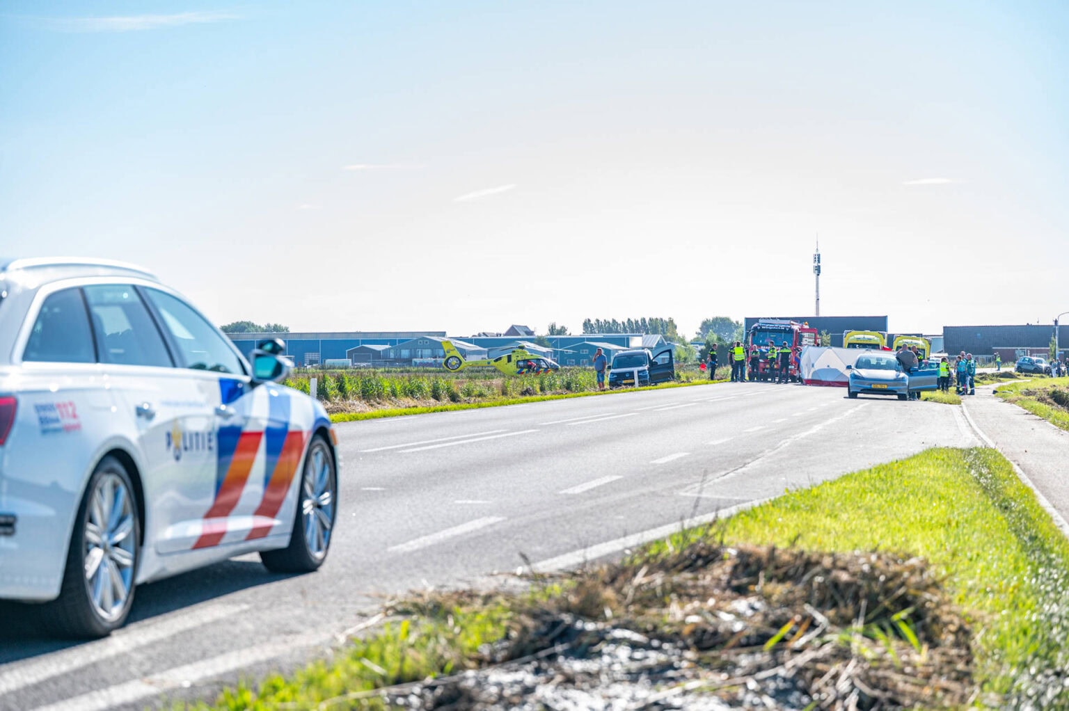 Drie personen overleden bij frontale botsing op N355 bij Grijpskerk ...