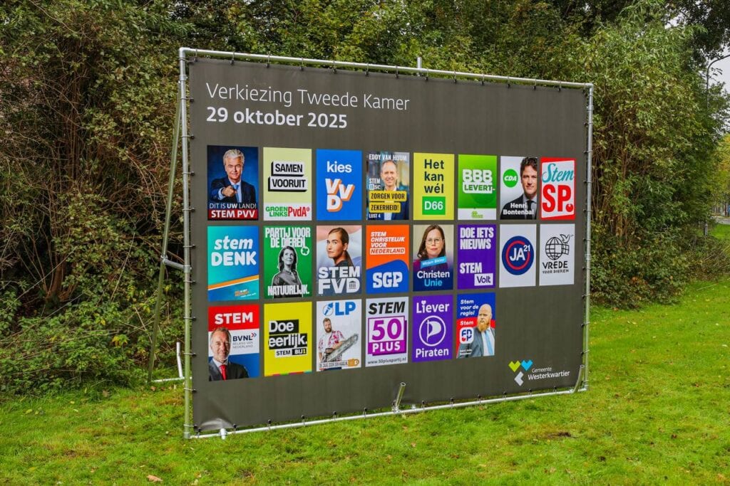 Westerkwartier vervangt houten verkiezingsborden door moderne ...