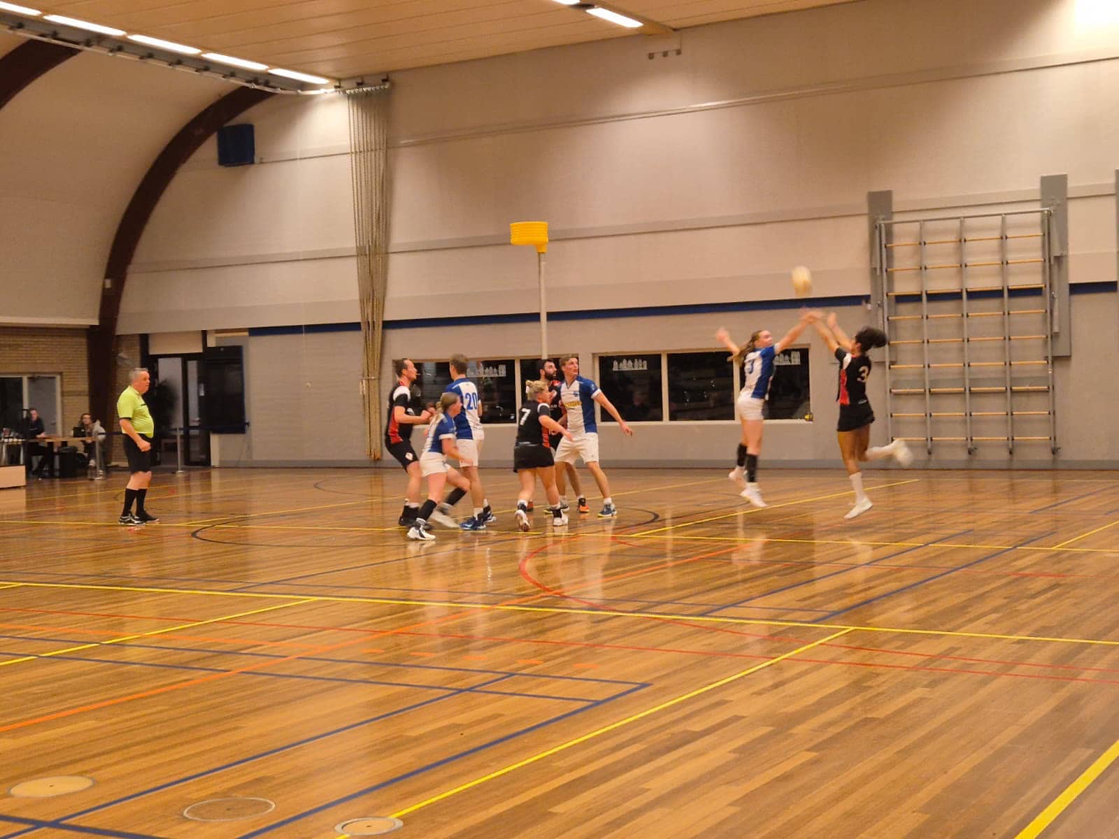 Krachtige eindsprint bezorgt Sparta ruime overwinning | InfoLeek